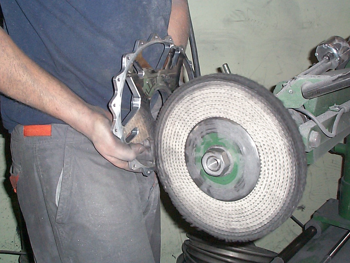 Kodiak MotorSports Wheel Polishing